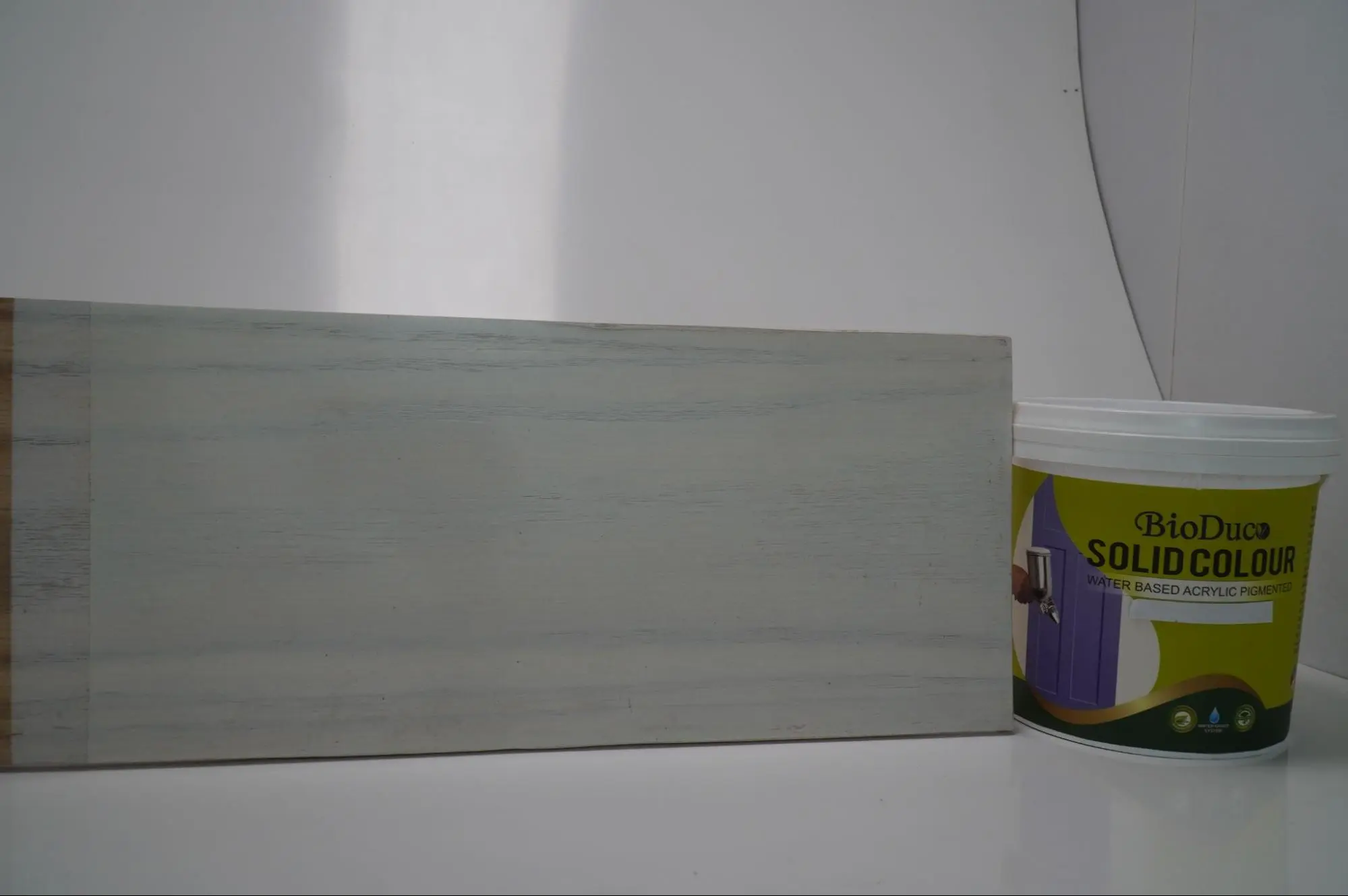 Perbedaan Cat Kayu Solid Colour dan Chalk Paint - Cat Duco Anti Repot